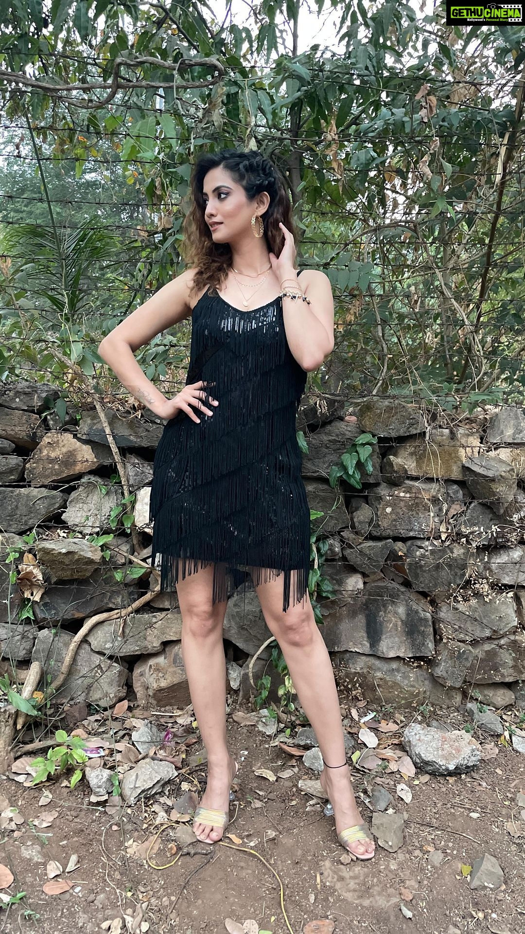 Actress Shriya Tiwari HD Instagram Photos and Wallpapers February 2023 ...