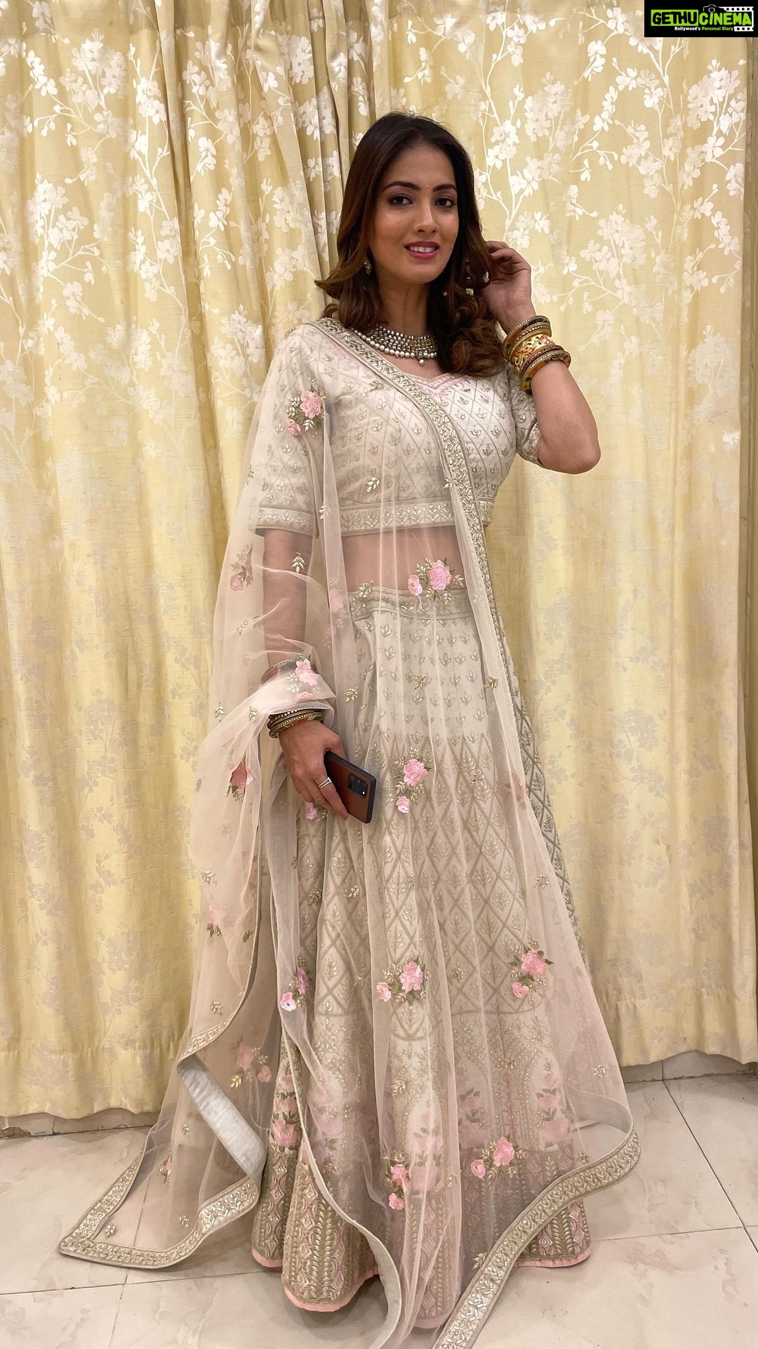 Actress Shriya Tiwari HD Instagram Photos and Wallpapers January 2023 ...