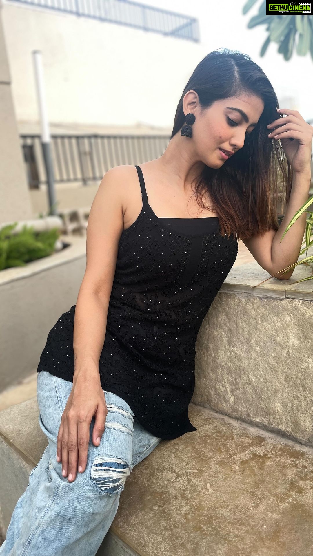 Actress Shriya Tiwari HD Instagram Photos and Wallpapers August 2023 ...