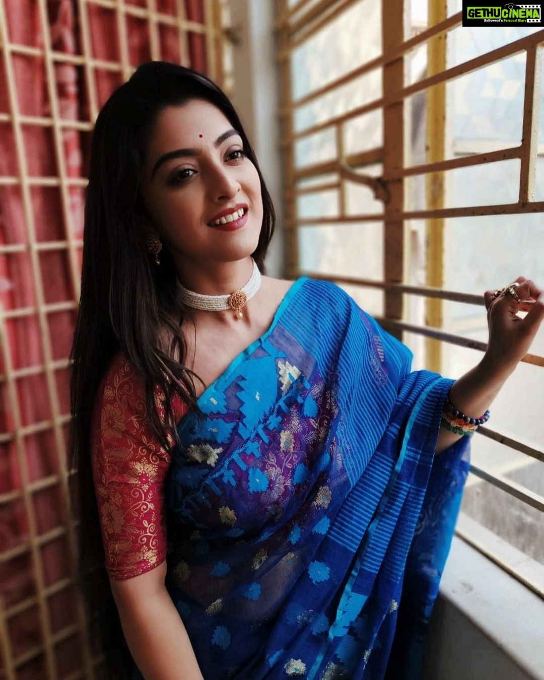 Shweta Bhattacharya Instagram My Love For You Is Taller Than The Sky