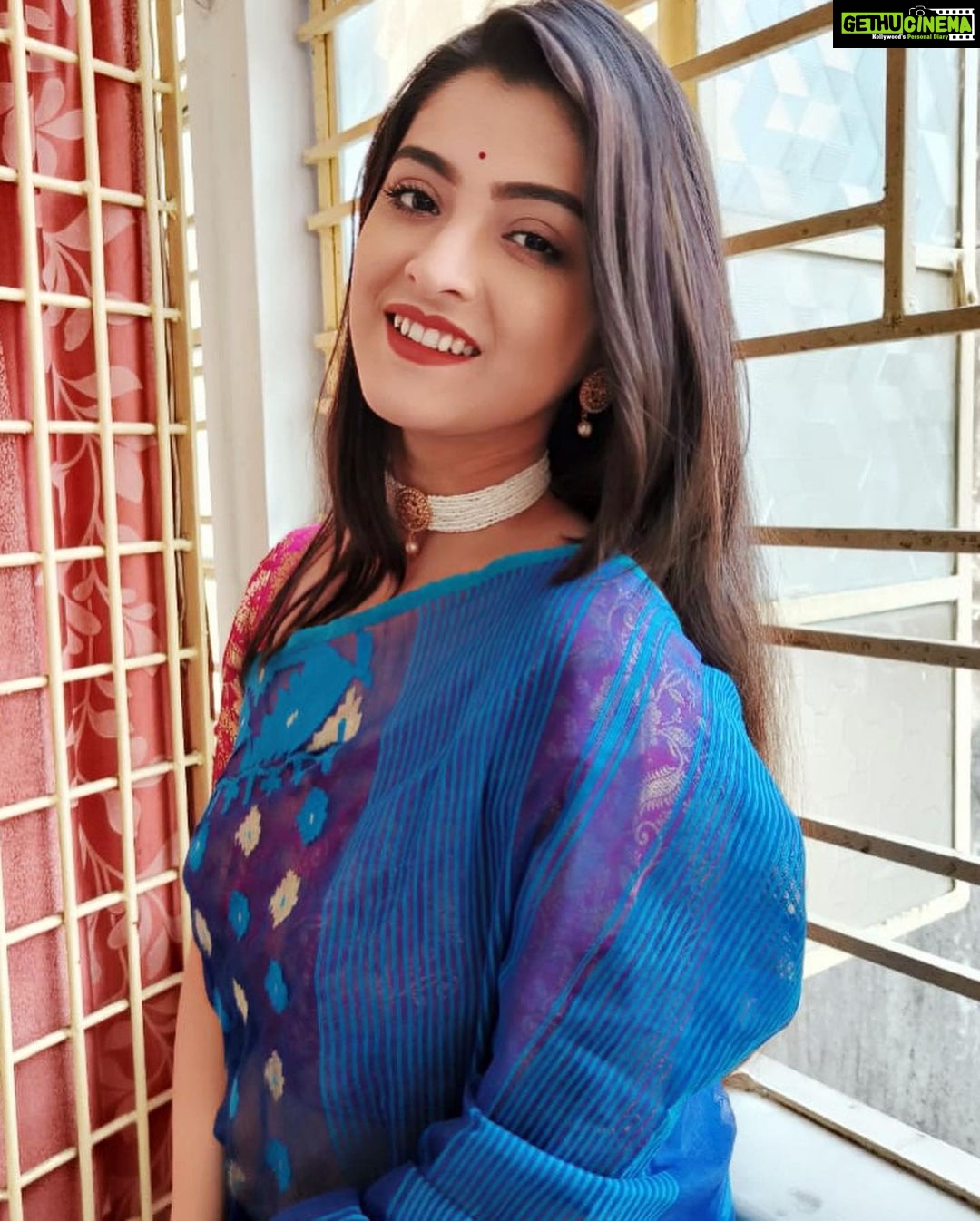 Shweta Bhattacharya Instagram My Love For You Is Taller Than The Sky
