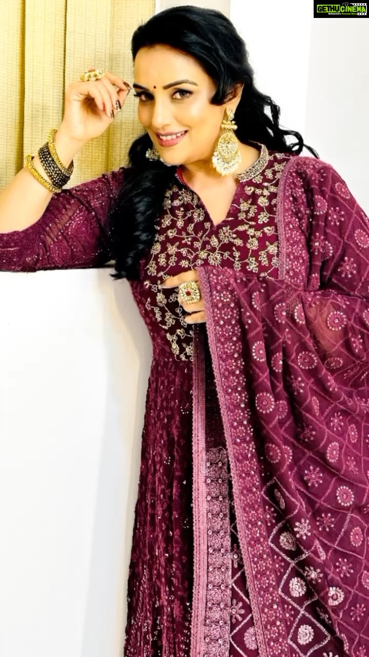 Actress Shweta Menon HD Instagram Photos and Wallpapers October 2023 ...