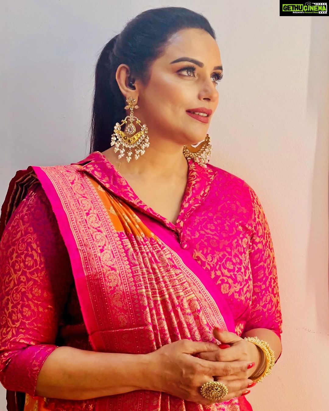Actress Shweta Menon HD Instagram Photos and Wallpapers November 2023 ...