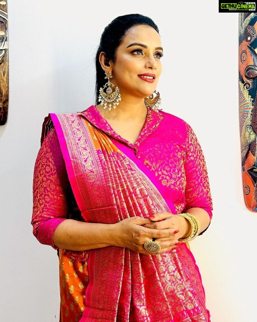 Actress Shweta Menon HD Instagram Photos and Wallpapers November 2023 ...