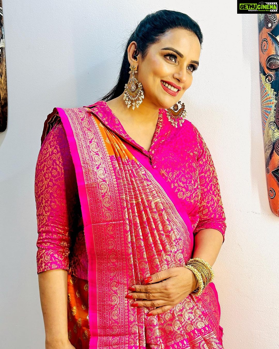 Actress Shweta Menon HD Instagram Photos and Wallpapers November 2023 ...