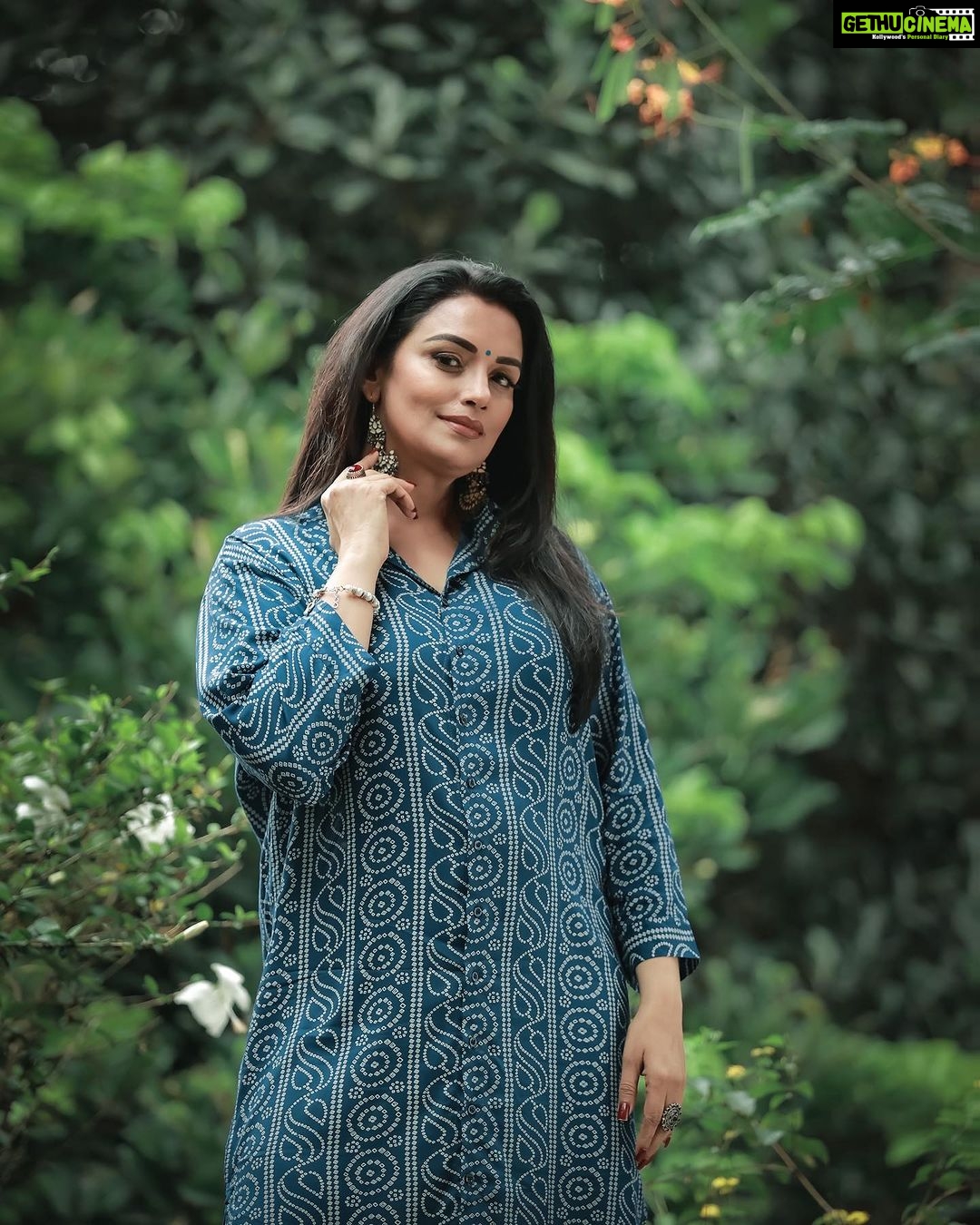 Actress Shweta Menon HD Instagram Photos and Wallpapers October 2023 ...