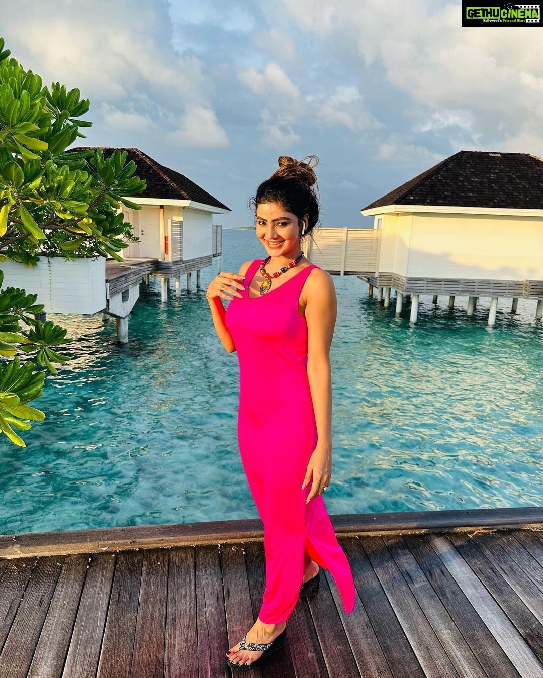 Actress Soniya Bansal HD Instagram Photos and Wallpapers April 2023 ...