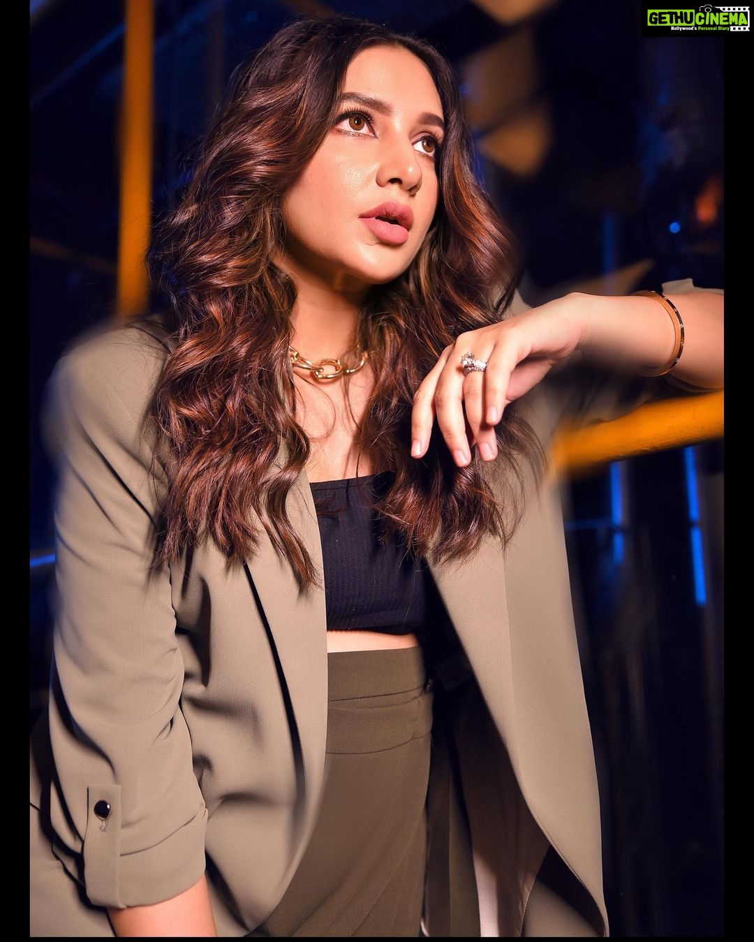 Subhashree Ganguly Instagram – Glam and grace . . . . . . . # ...