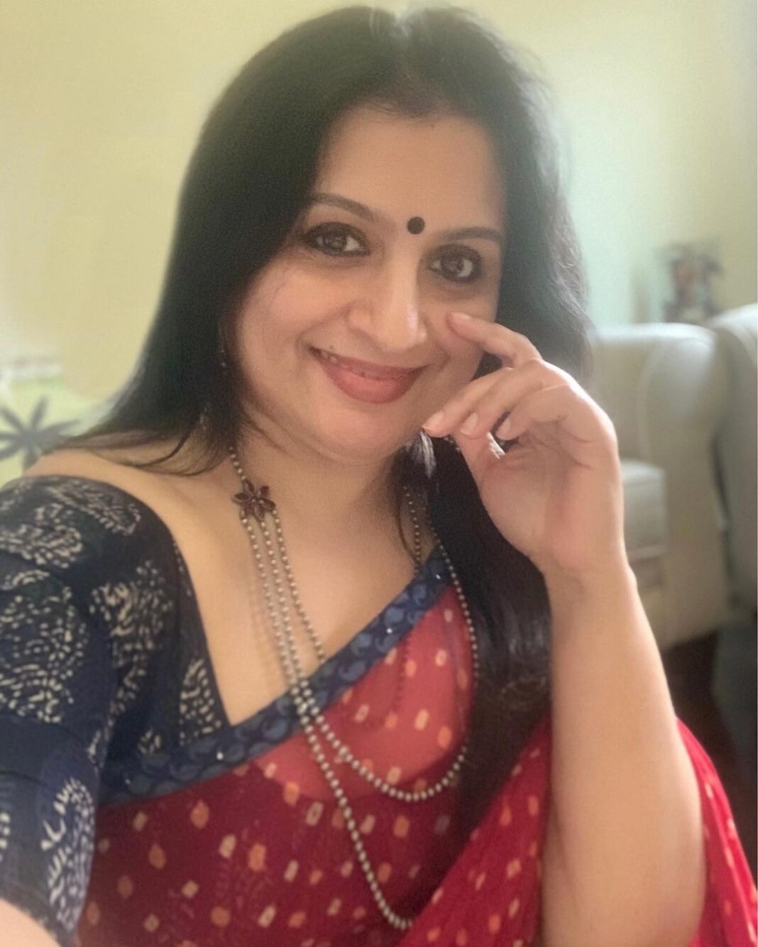 Actress Suchitra Murali HD Photos and Wallpapers February 2021 - Gethu Cinema