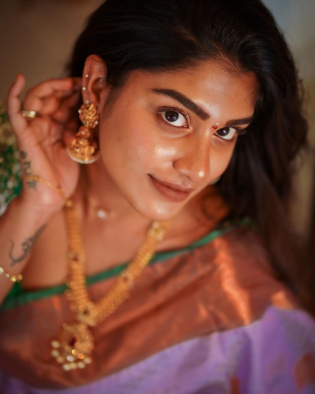 Actress Supritha HD Photos and Wallpapers November 2023 - Gethu Cinema