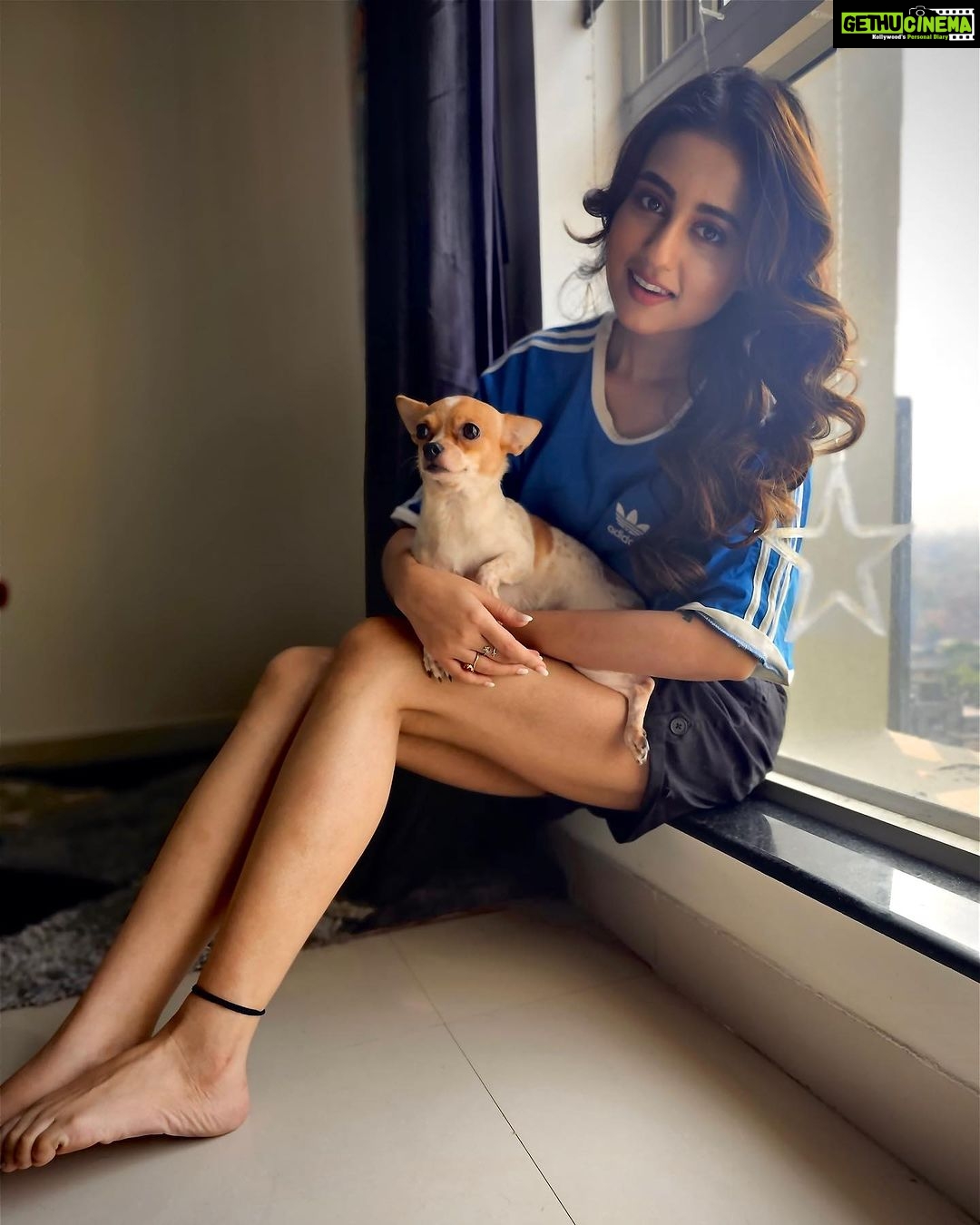 Swastika Dutta Instagram – Hey,dooo beee dooo bee dooo.. Cheeni 🐶🐾 ...
