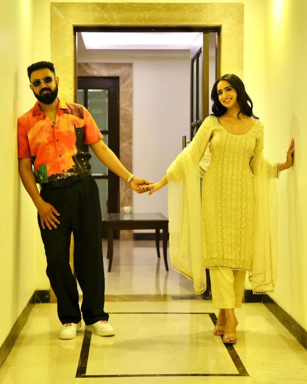 Actress Tanu Grewal HD Photos and Wallpapers October 2023 - Gethu Cinema