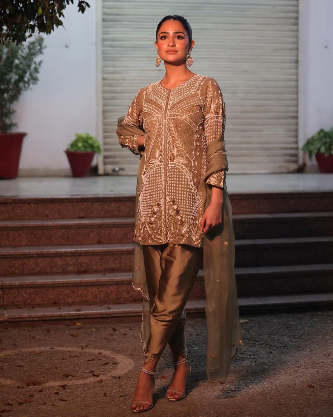 Actress Tanu Grewal HD Photos and Wallpapers October 2023 - Gethu Cinema