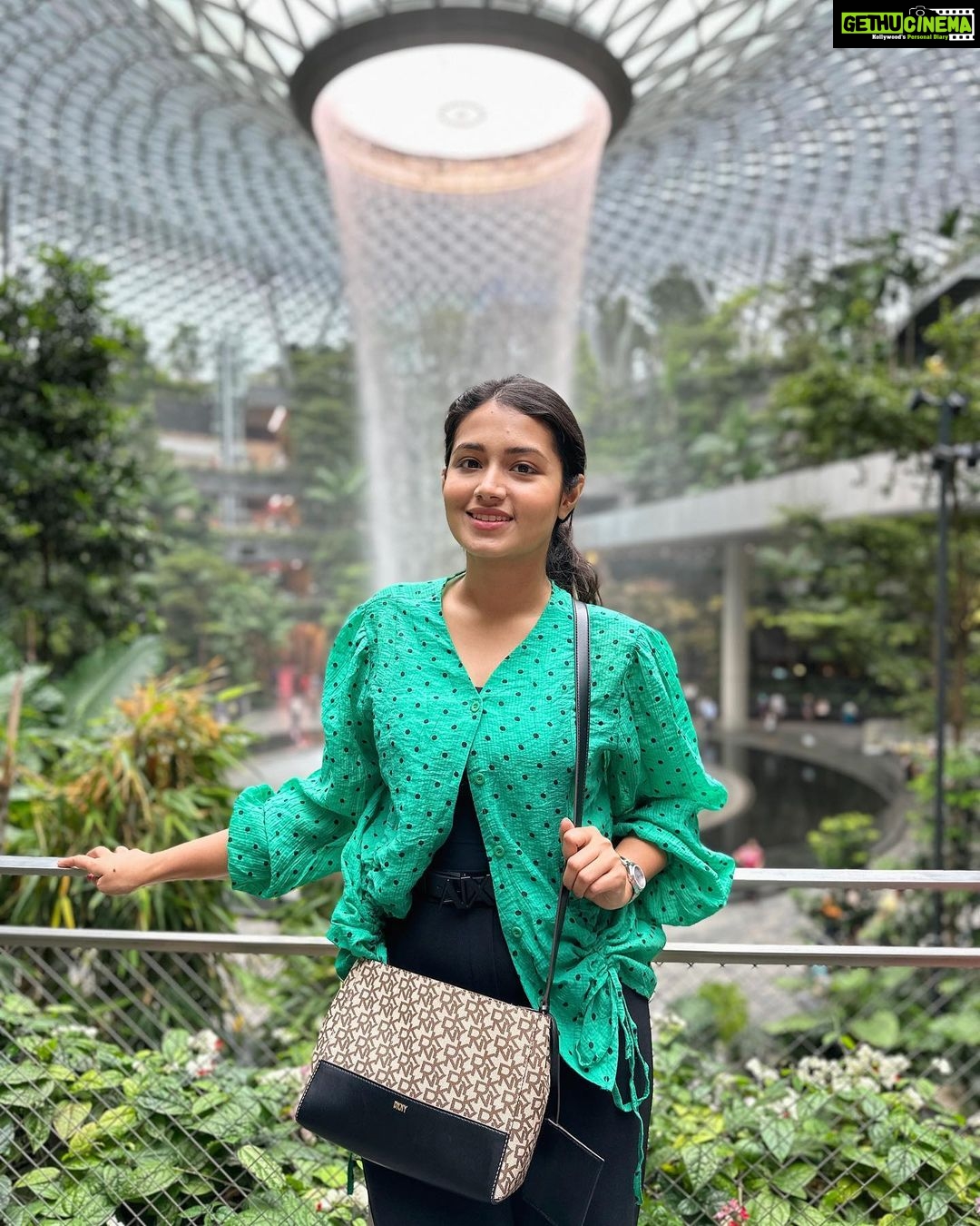 Tasnia Farin Instagram – Best airport ever Jewel Changi Airport | Gethu ...
