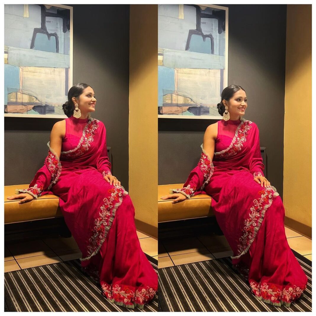 Actress Tasnia Farin HD Photos and Wallpapers October 2022 - Gethu Cinema