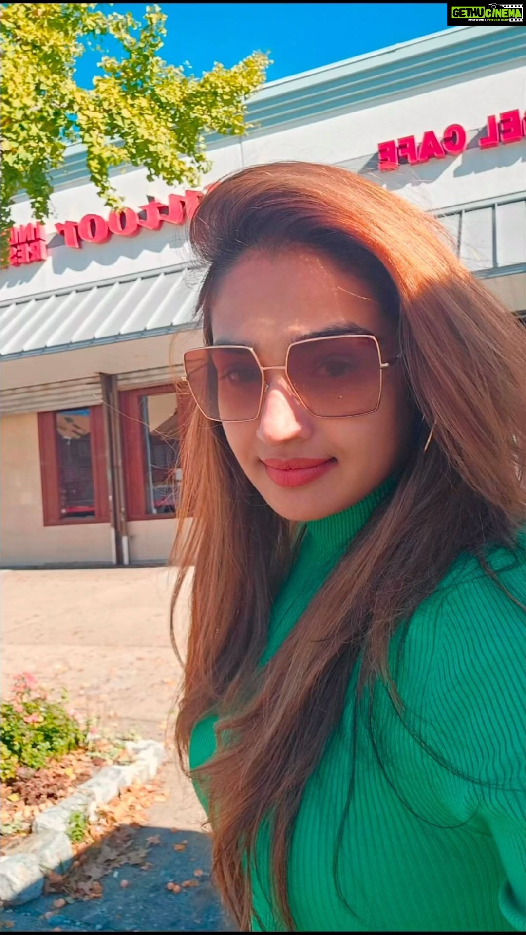 Actress Vidhya Mohan HD Instagram Photos and Wallpapers June 2024 ...