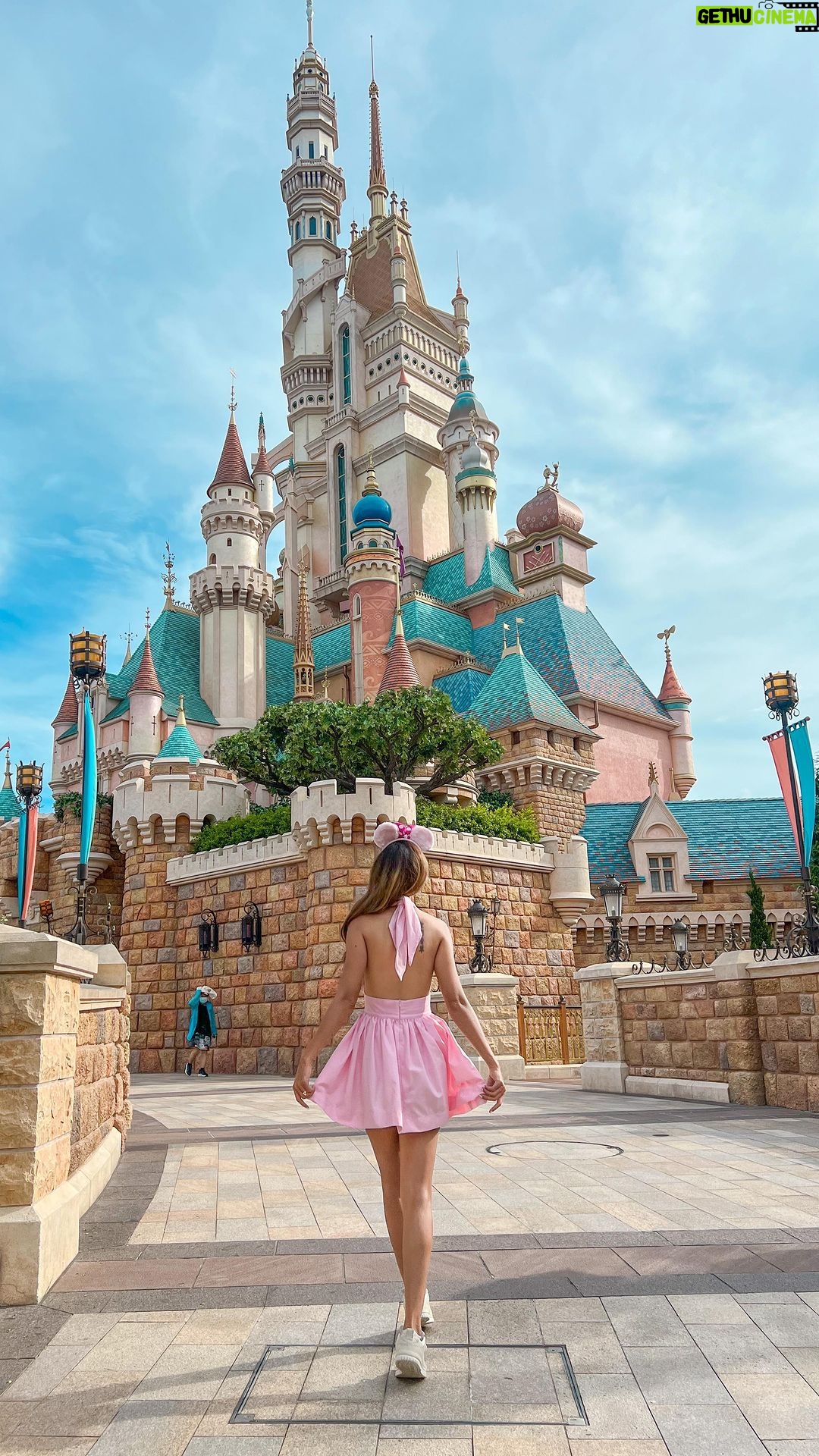Aakriti Rana Instagram – A day in the most magical place @hkdisneyland ...