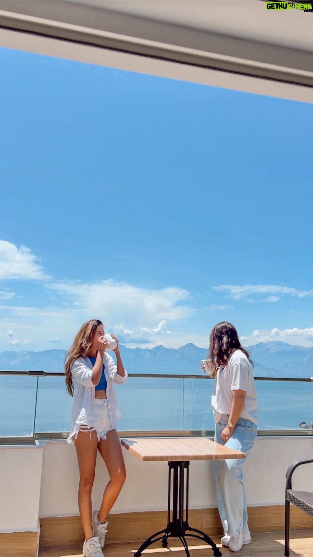 Actress Aakriti Rana HD Instagram Photos and Wallpapers June 2023 ...