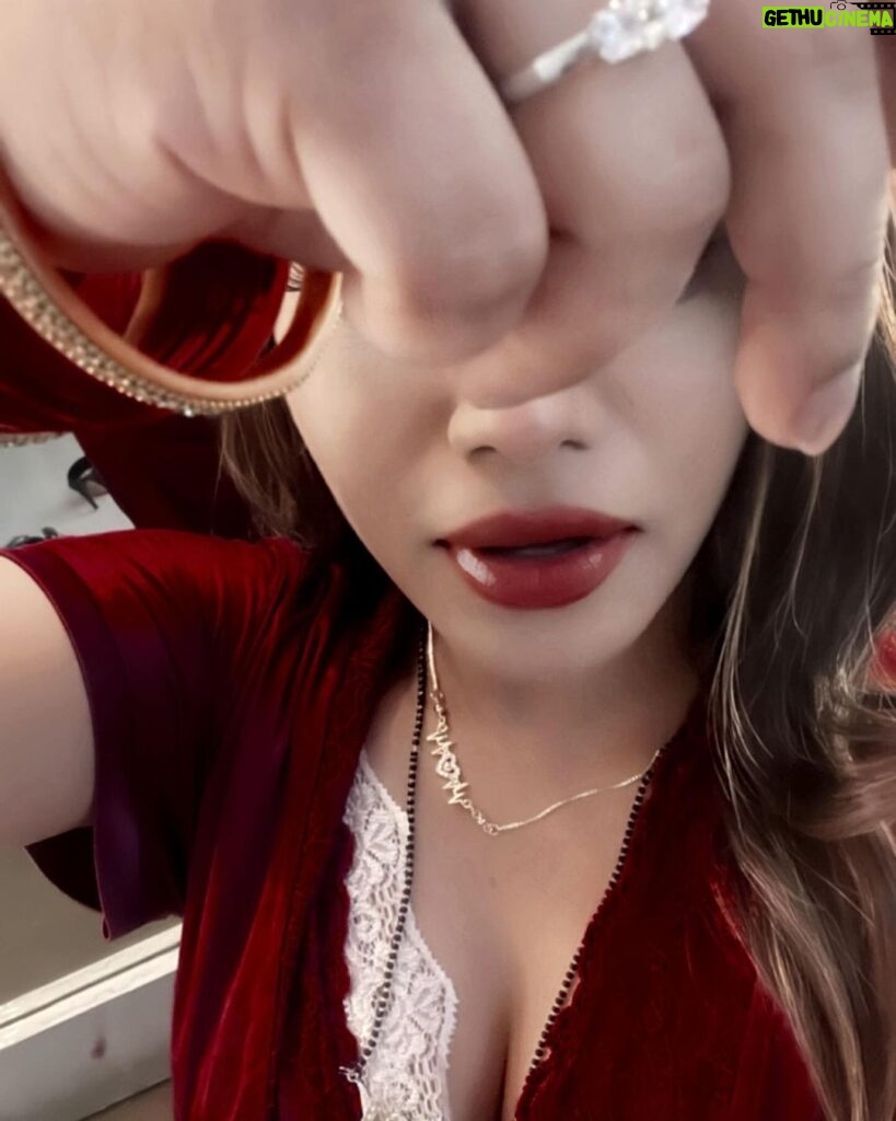 Actress Aasma Sayed HD Instagram Photos and Wallpapers December 2023 ...