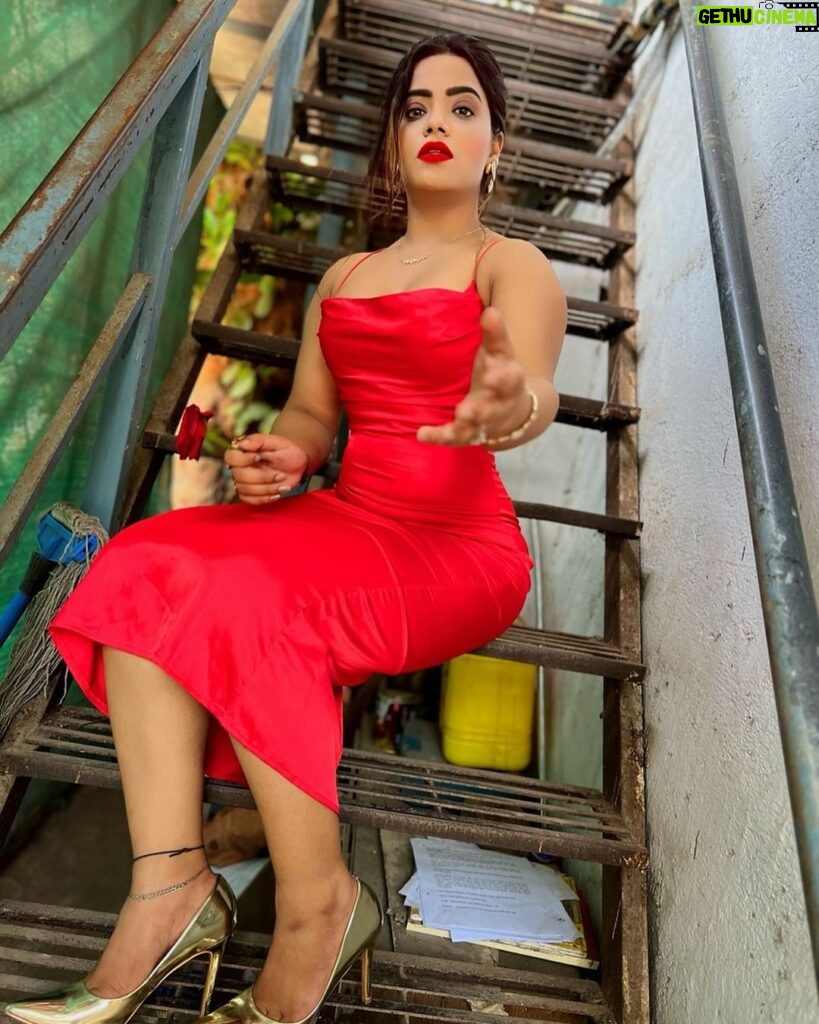 Actress Aasma Sayed HD Instagram Photos and Wallpapers December 2023 ...