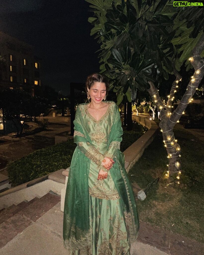 Actress Aisha Ahmed HD Instagram Photos and Wallpapers December 2023 ...