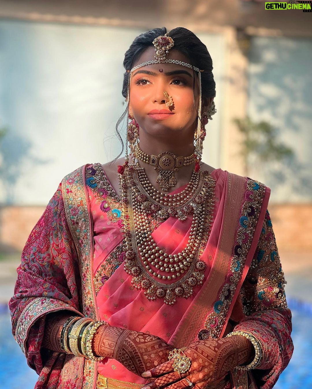 Actress Akshata Sonawane HD Instagram Photos and Wallpapers December ...