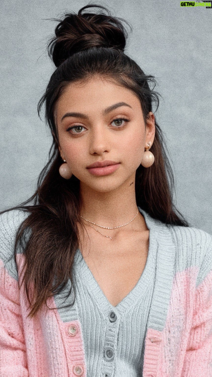 Alanna Panday Instagram – 90s Yearbook | Gethu Cinema