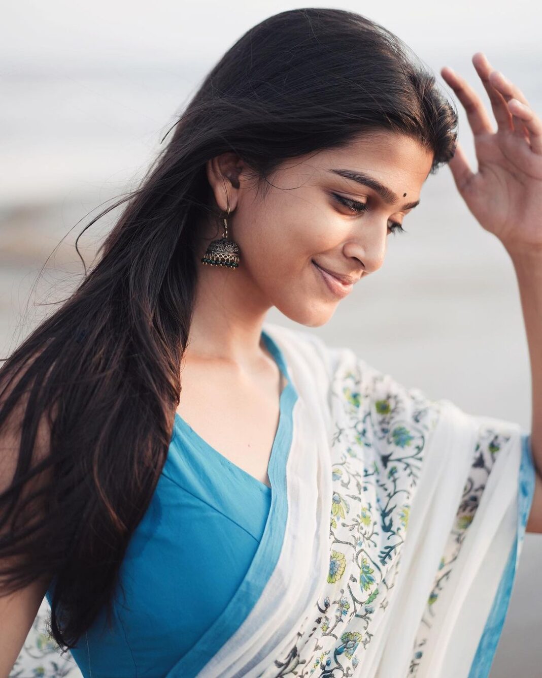 Actress Ananthika Sanilkumar HD Photos and Wallpapers October 2023 | Gethu Cinema