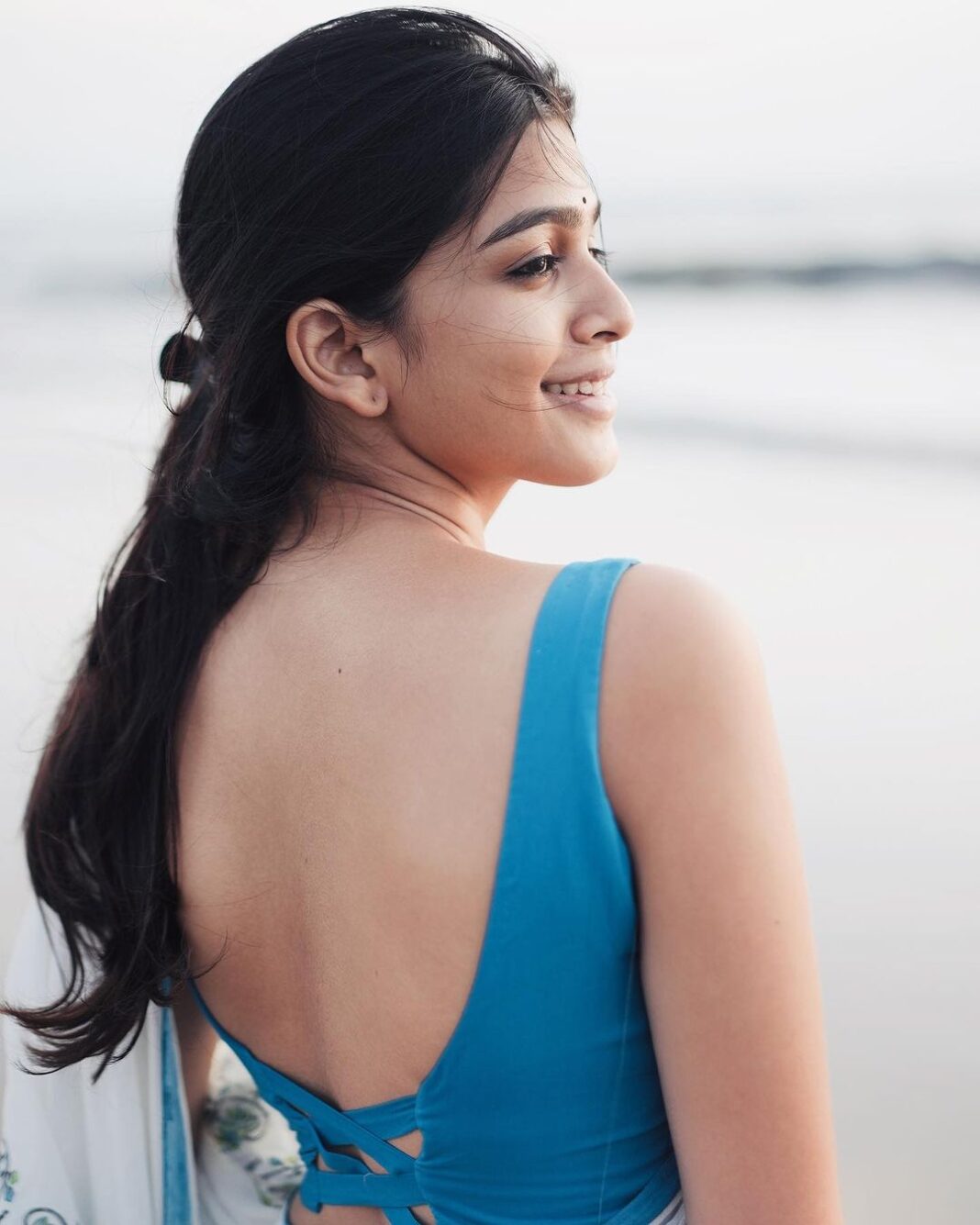 Actress Ananthika Sanilkumar HD Photos and Wallpapers October 2023 ...