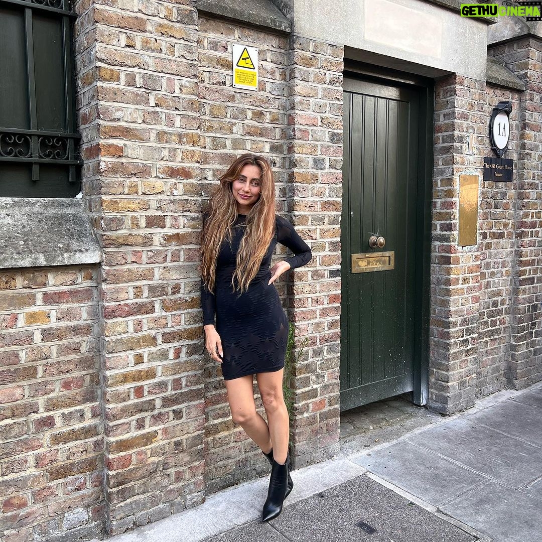 Anusha Dandekar Instagram – And it goes like this… We’ll get in your ...