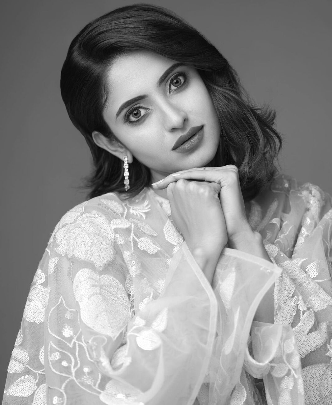 Actress Ayesha Zeenath HD Photos and Wallpapers October 2023 | Gethu Cinema