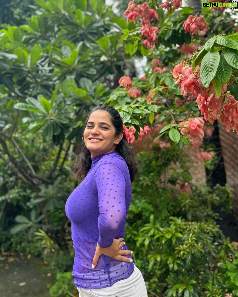 Actress Bhagyashree Mote HD Instagram Photos and Wallpapers July 2023 | Gethu Cinema