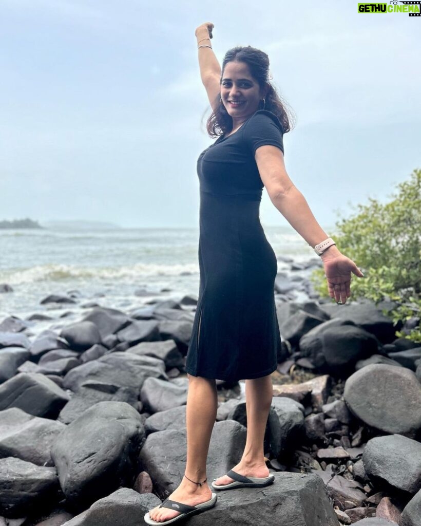 Actress Bhagyashree Mote HD Instagram Photos and Wallpapers July 2023 | Gethu Cinema