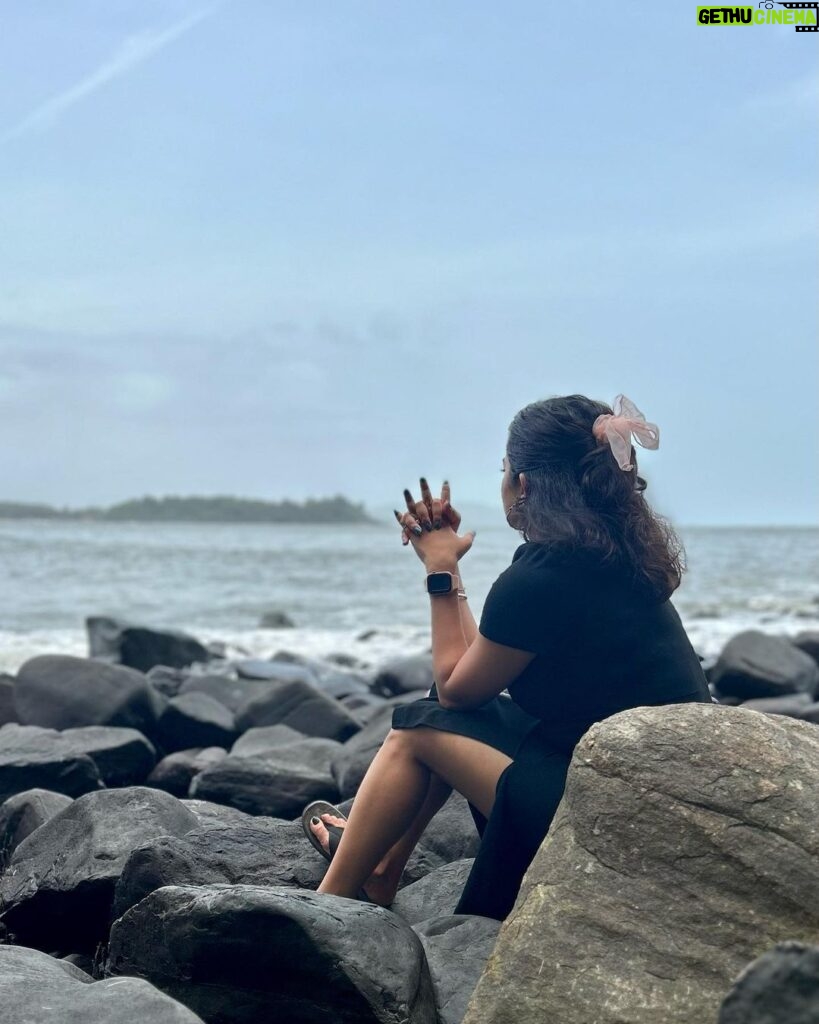 Actress Bhagyashree Mote HD Instagram Photos and Wallpapers July 2023 | Gethu Cinema