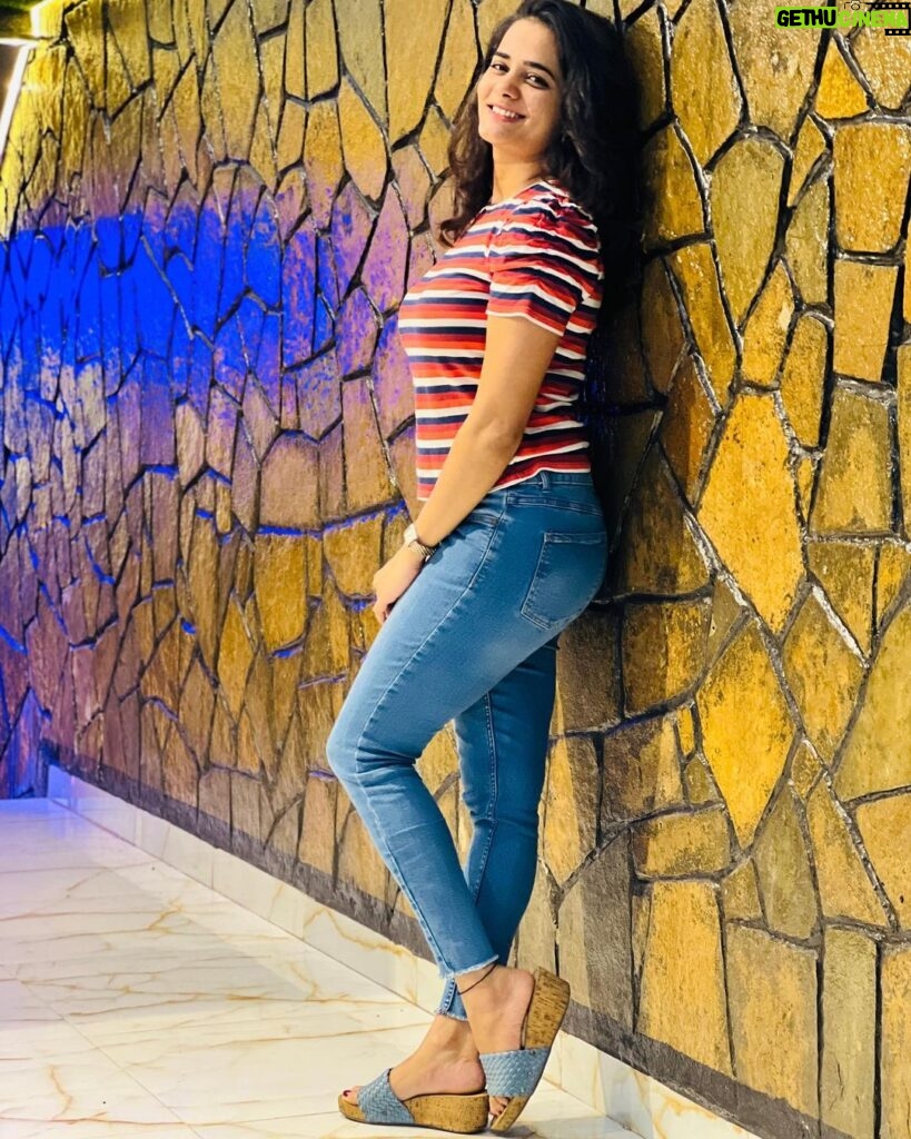 Actress Bhagyashree Mote HD Instagram Photos and Wallpapers December 2023 | Gethu Cinema