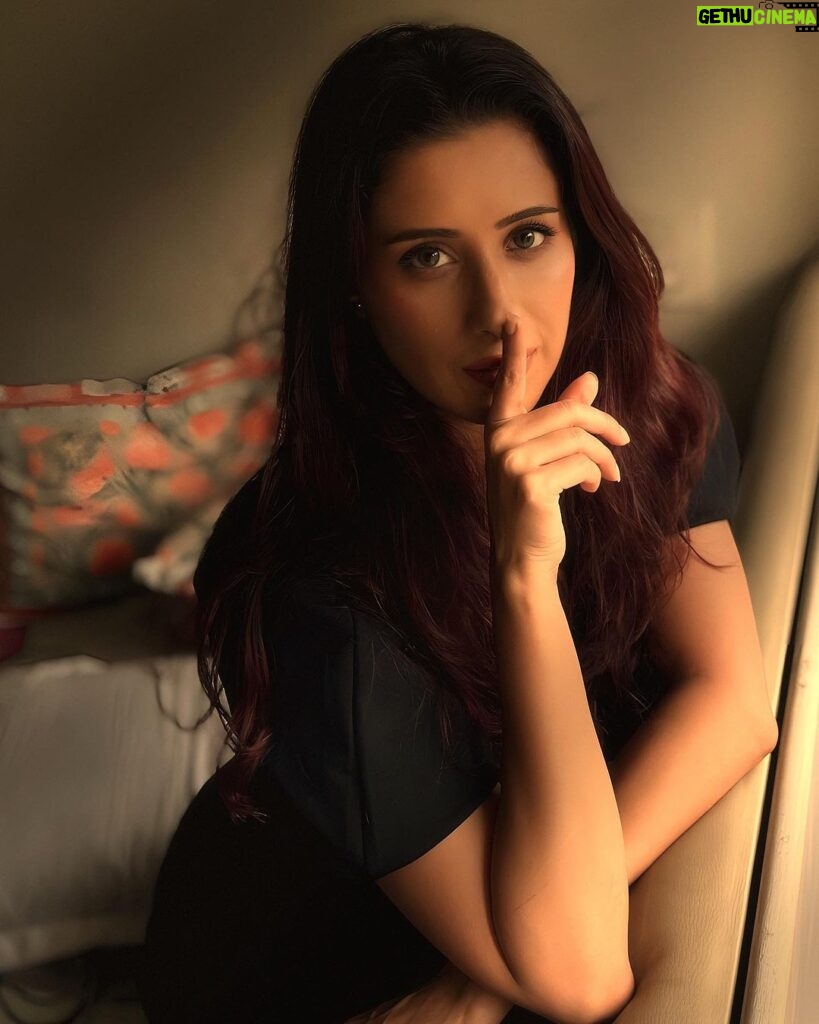 Actress Chestha Bhagat HD Instagram Photos and Wallpapers December 2023 ...