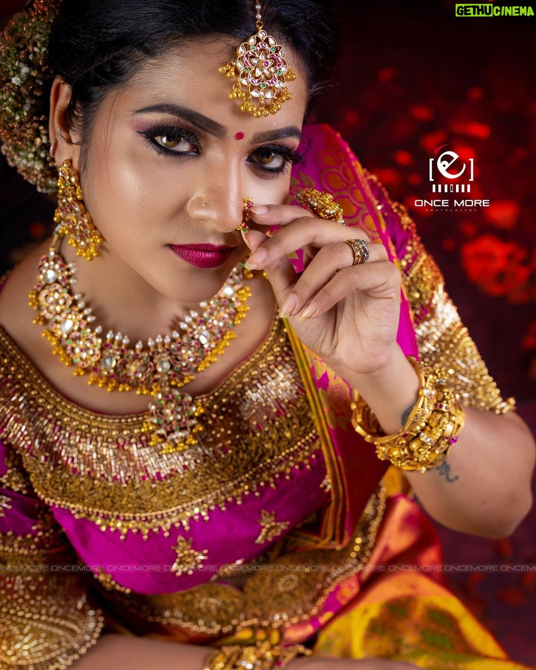 Chitra Instagram – Saree by @shadhan_creations . . Makeup & hairstyle ...