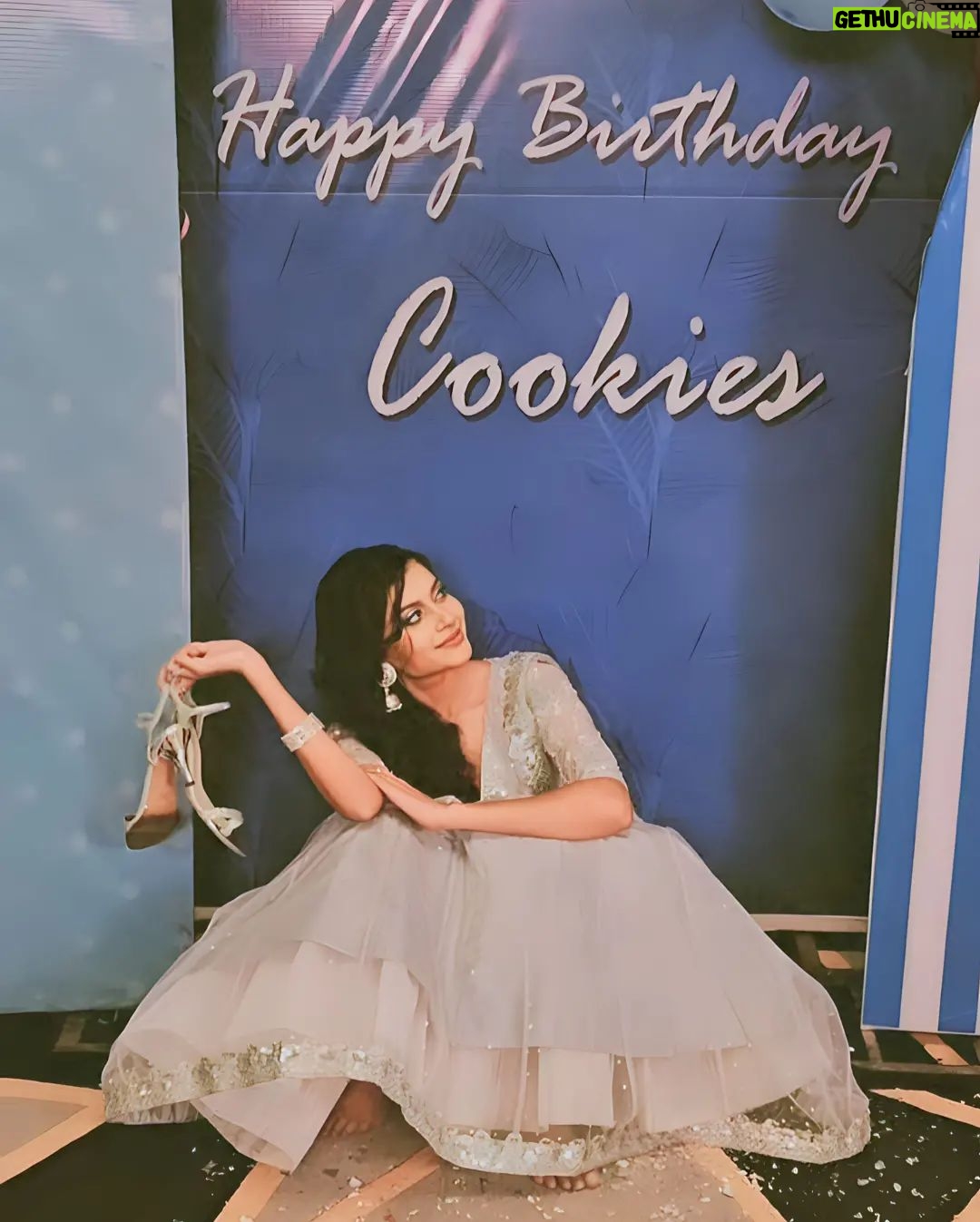 Cookies Swain Instagram – Wish you many many happy returns of the day ...