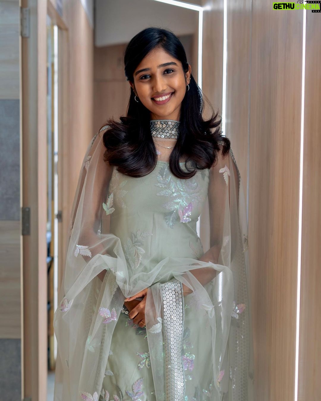 Actress Deepika Venkatachalam HD Instagram Photos and Wallpapers January 2023 | Gethu Cinema