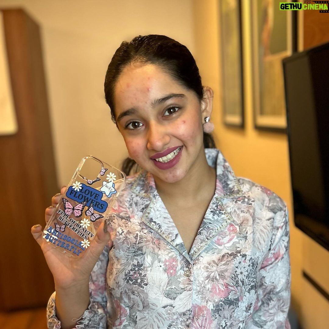 Deshna Dugad Instagram – In love with these coverssss by ...