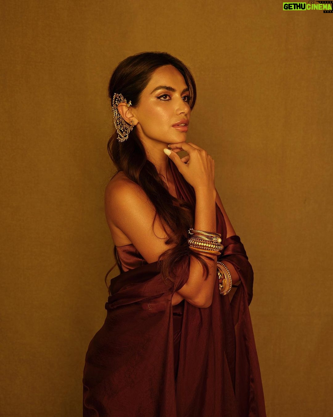 Actress Diipa Khosla HD Instagram Photos and Wallpapers November 2023 ...