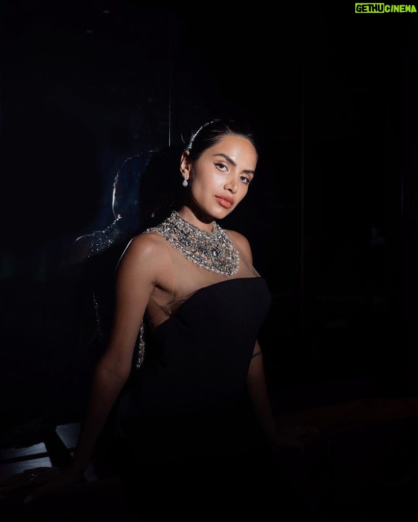Actress Diipa Khosla HD Instagram Photos and Wallpapers October 2023 ...