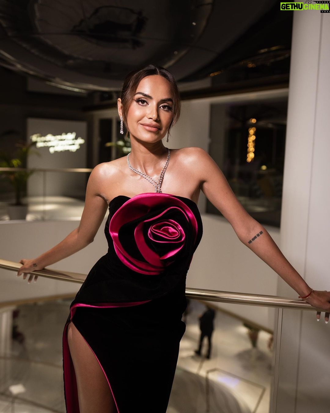 Actress Diipa Khosla HD Instagram Photos and Wallpapers July 2023 ...