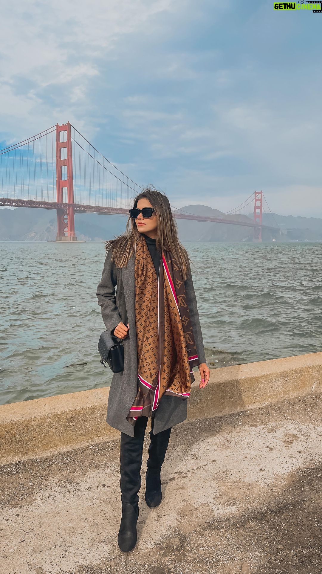 Dimpi Sanghvi Instagram – Coffee + View >>>> 📍- Golden Gate Bridge, San ...