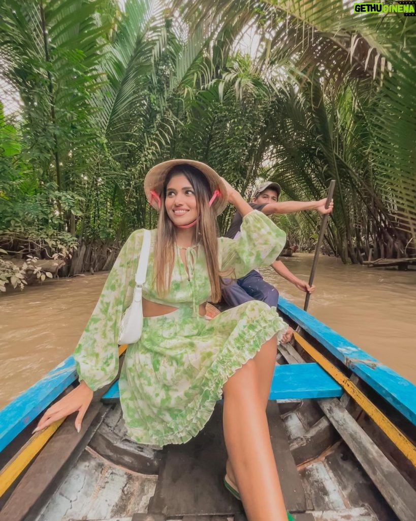 Actress Dimpi Sanghvi HD Instagram Photos and Wallpapers December 2022 ...