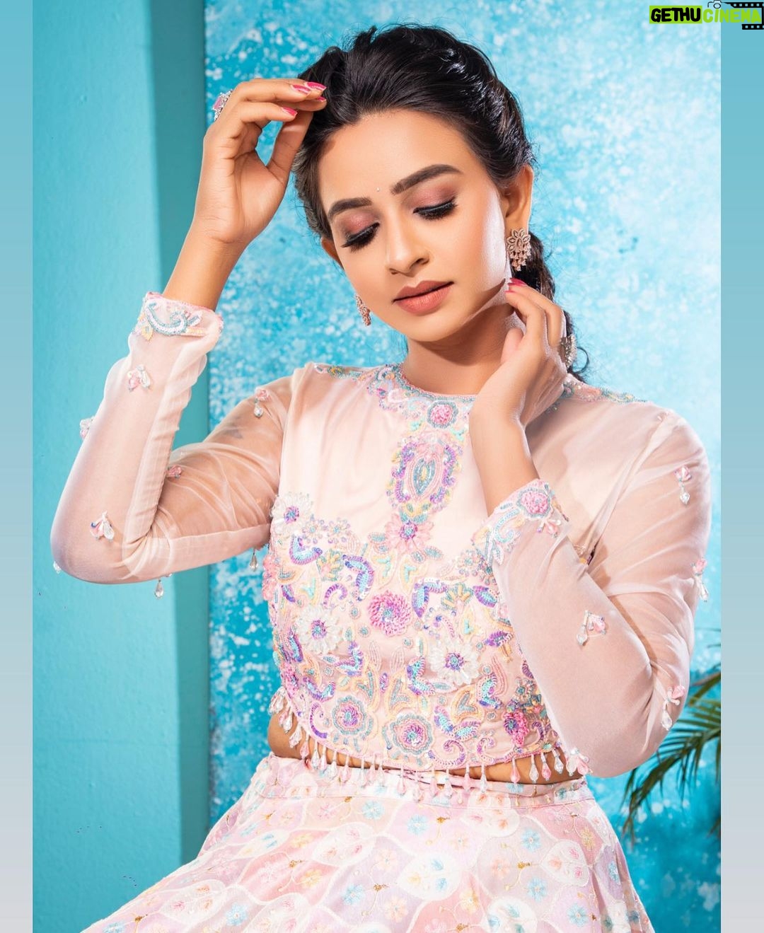 Divya Ganesh Instagram – A queen will always turn pain into power ...