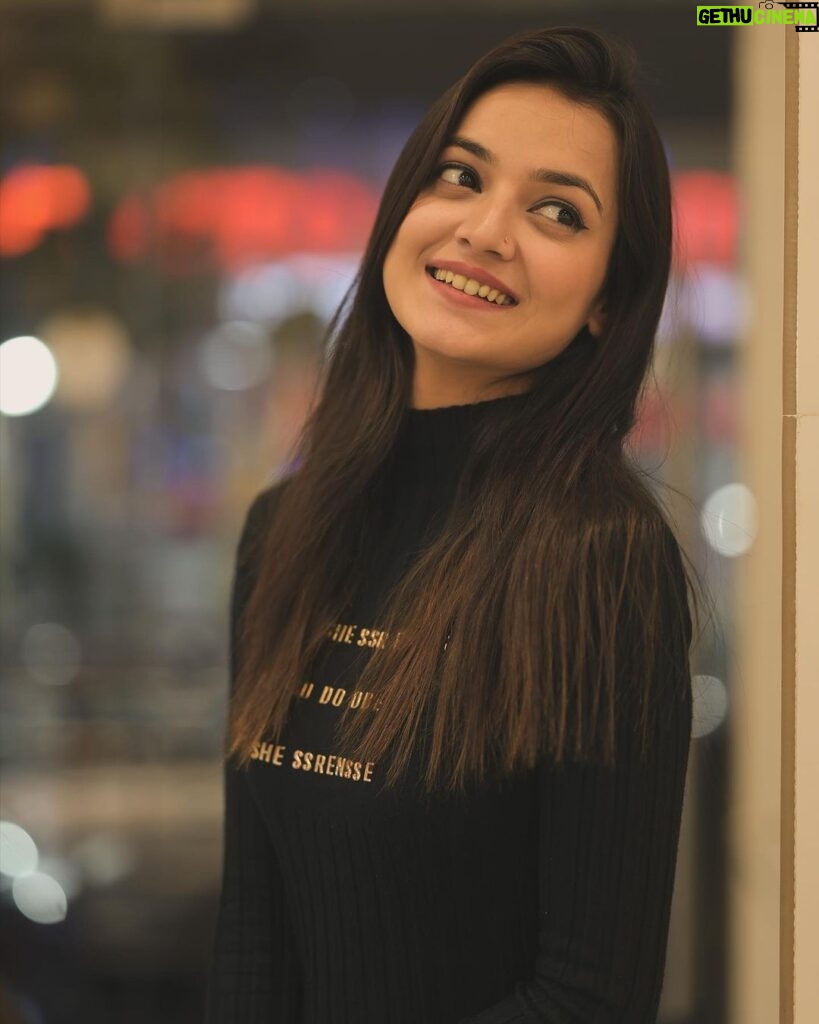 Actress Jasmine Rath HD Instagram Photos and Wallpapers December 2023 ...