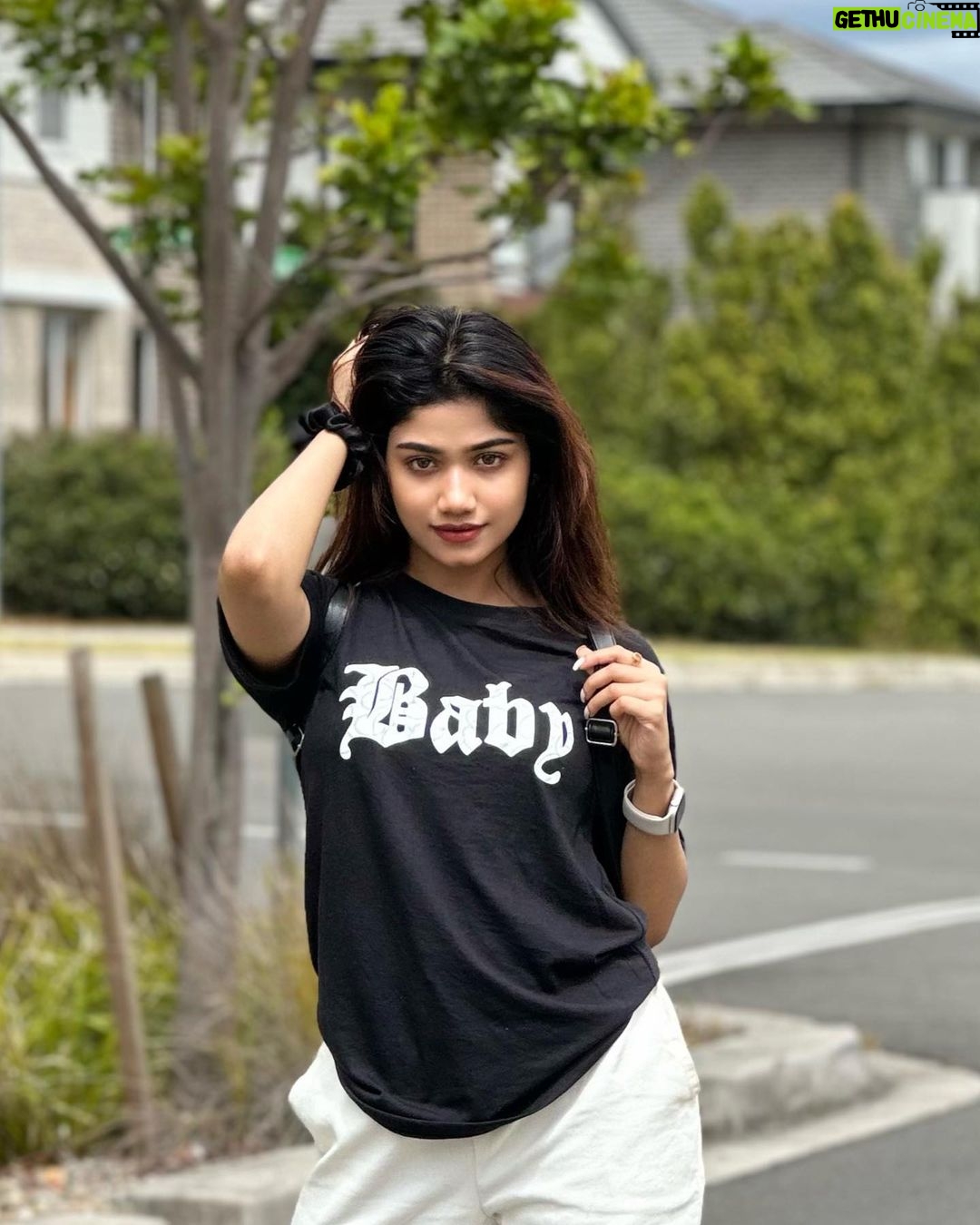 Jasnya Jayadeesh Instagram – Be fearless in the pursuit of what sets ...