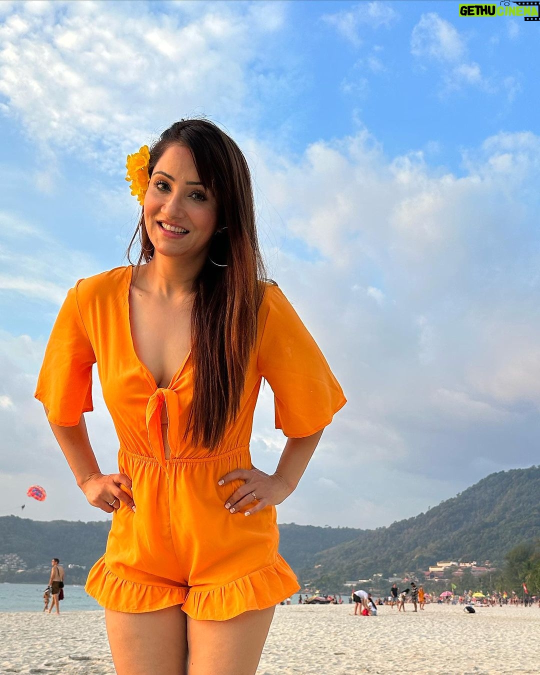Jazz Sodhi Instagram Mornings ☀️🕶️👙⛱️🐚💛 Patong Phuket Thailand
