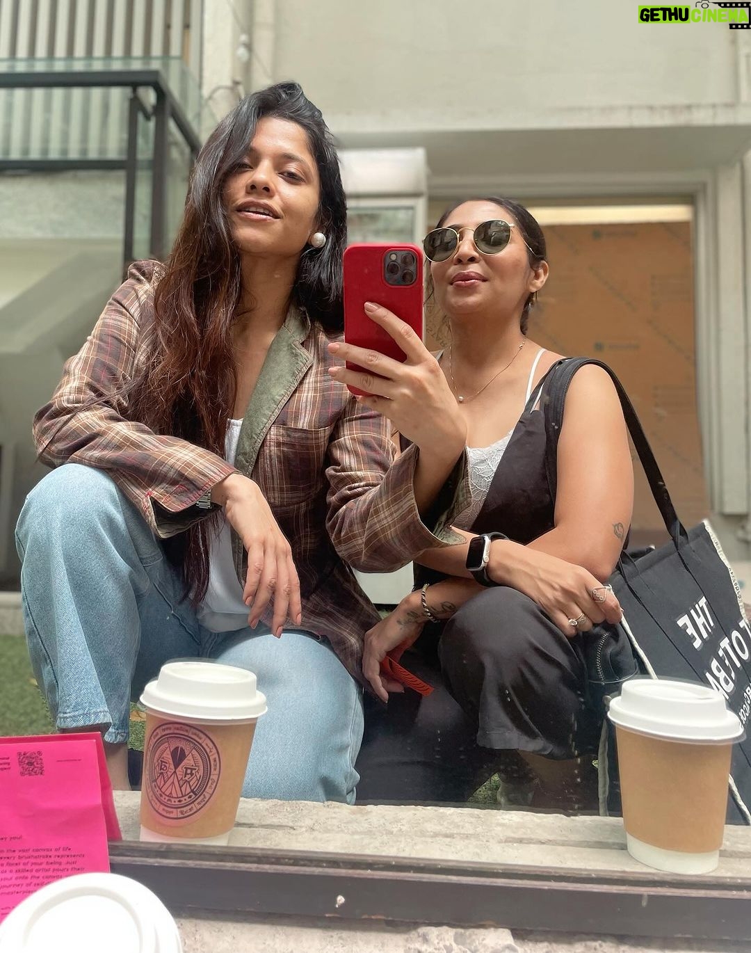 Kinjal Rajpriya Instagram – Banjara Life 🙂🙃 | Gethu Cinema